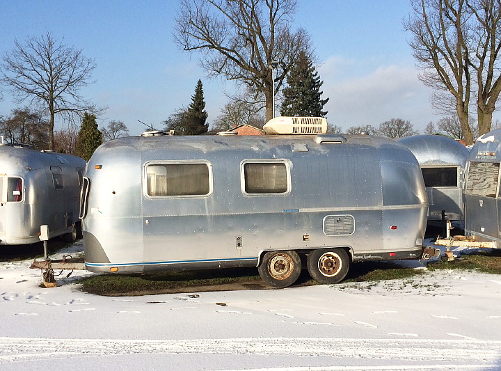 Airstream Safari - empty Shell